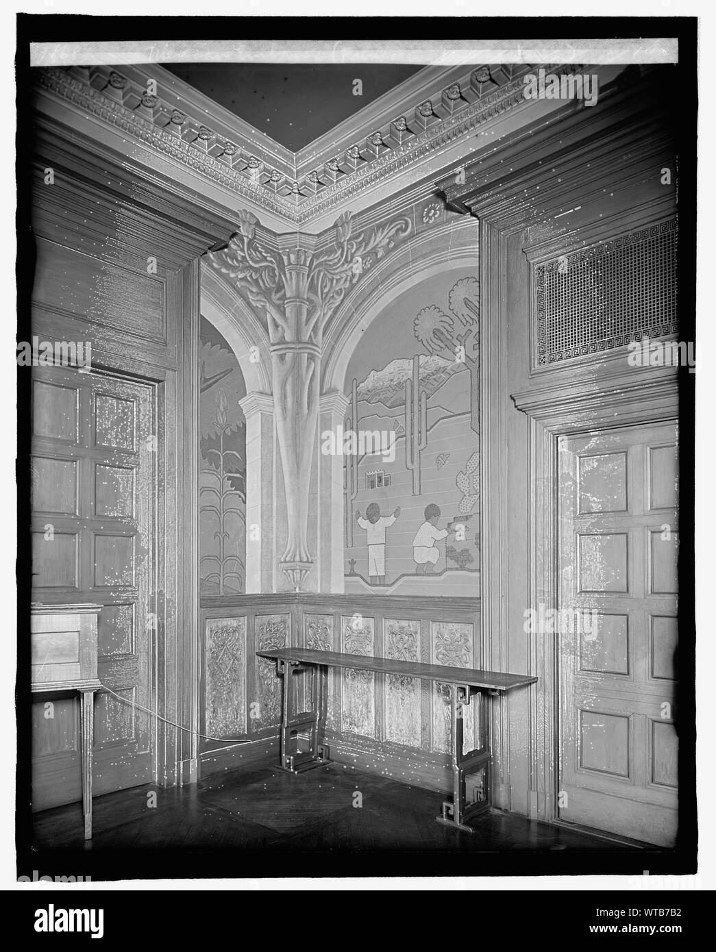 Mexican Embassy, [Washington, D.C.], fresco in dining room Stock Photo ...