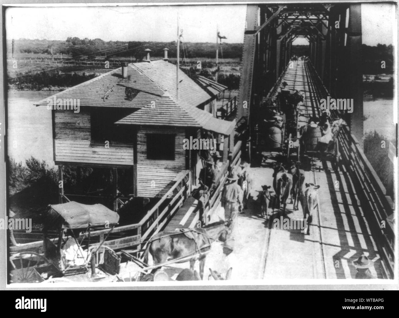 Mexicans Crossing The Border 1900