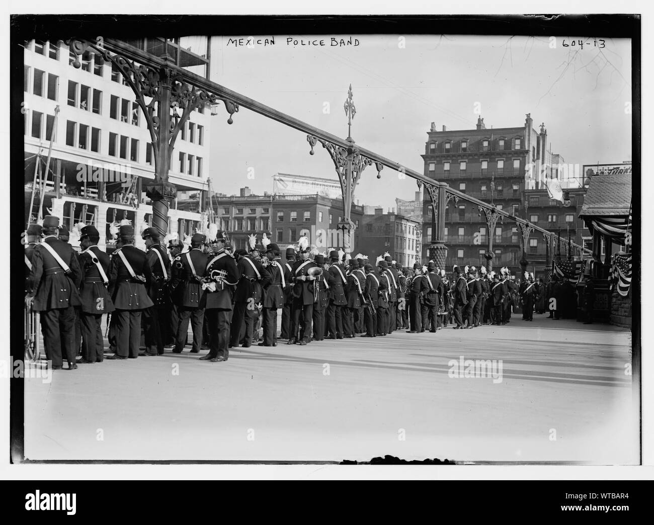 Police new york Black and White Stock Photos & Images - Alamy