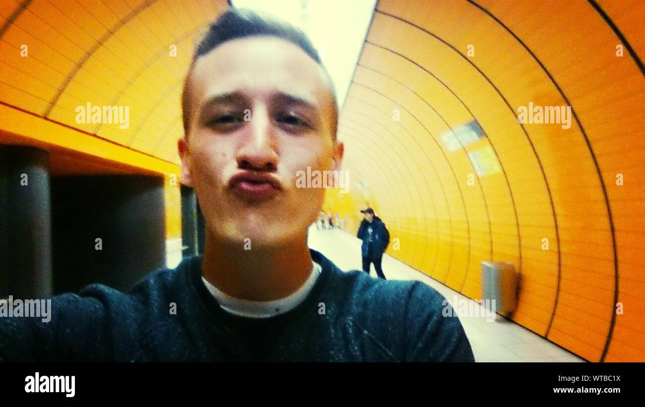 Pouting hi-res stock photography and images - Alamy