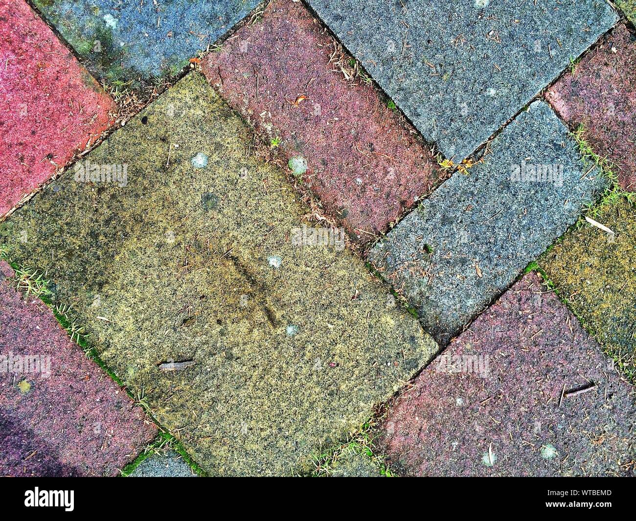 Tiled ground hi-res stock photography and images - Alamy