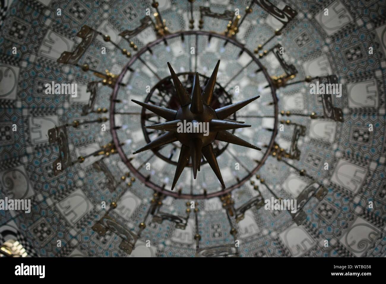 Rococo style ceiling design hi-res stock photography and images - Alamy