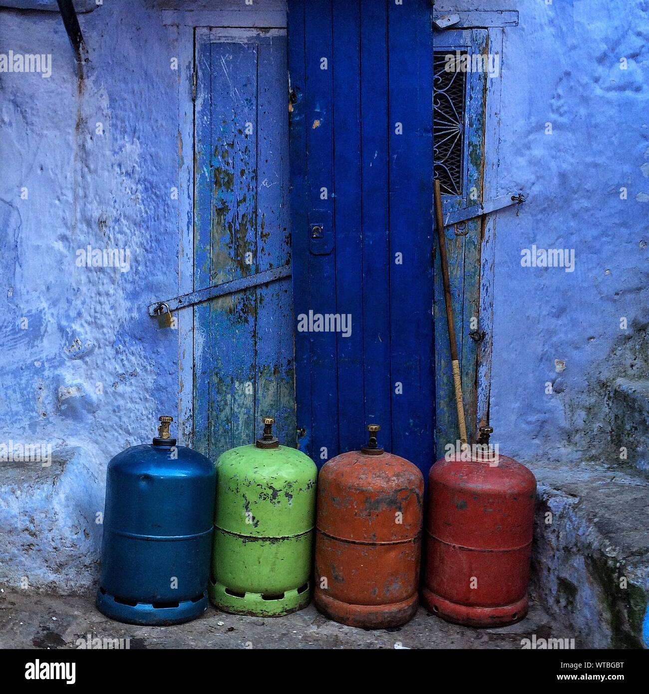Old gas cylinders hi-res stock photography and images - Alamy