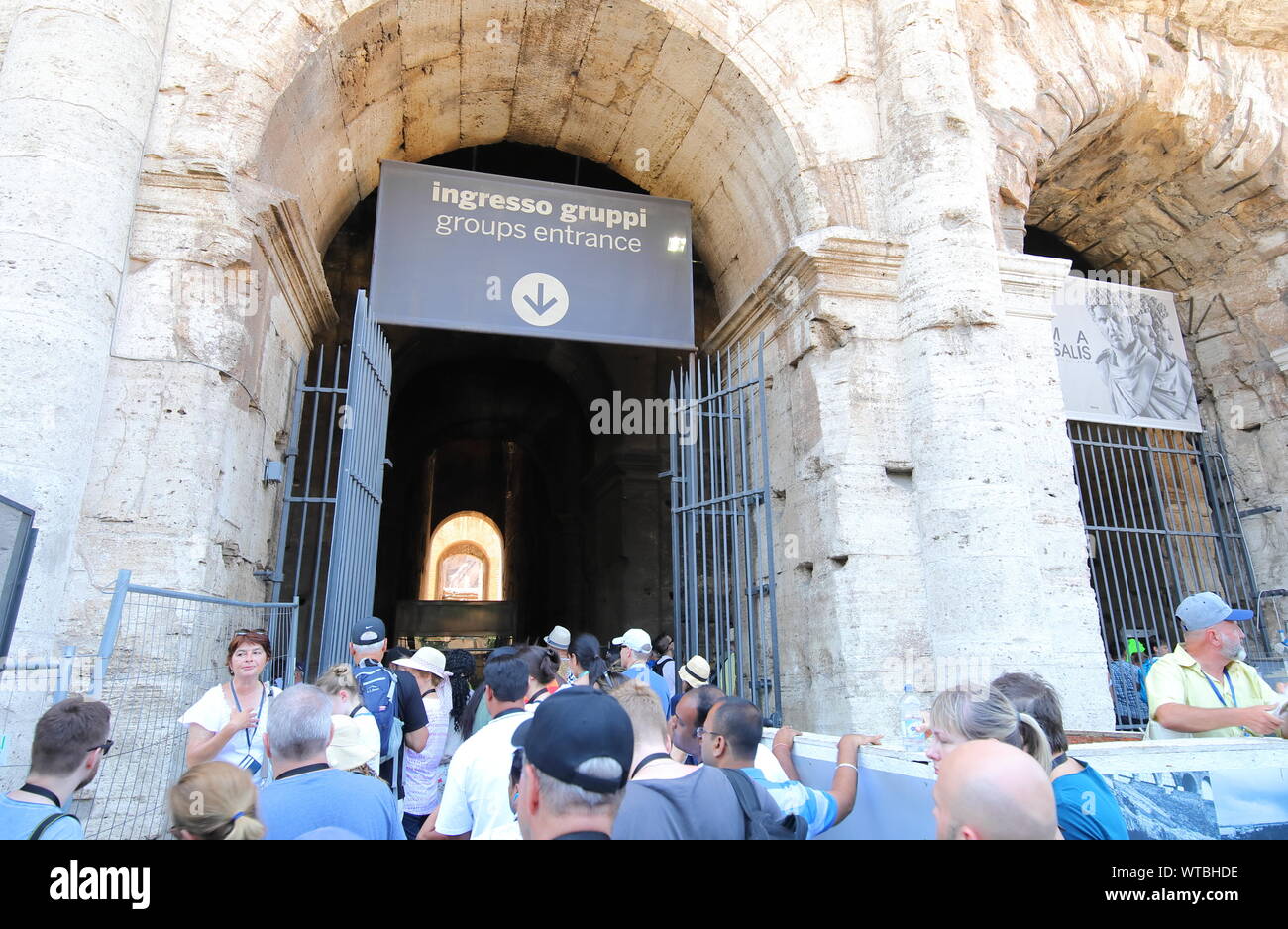 People visit Colosseum Rome Italy Stock Photo - Alamy