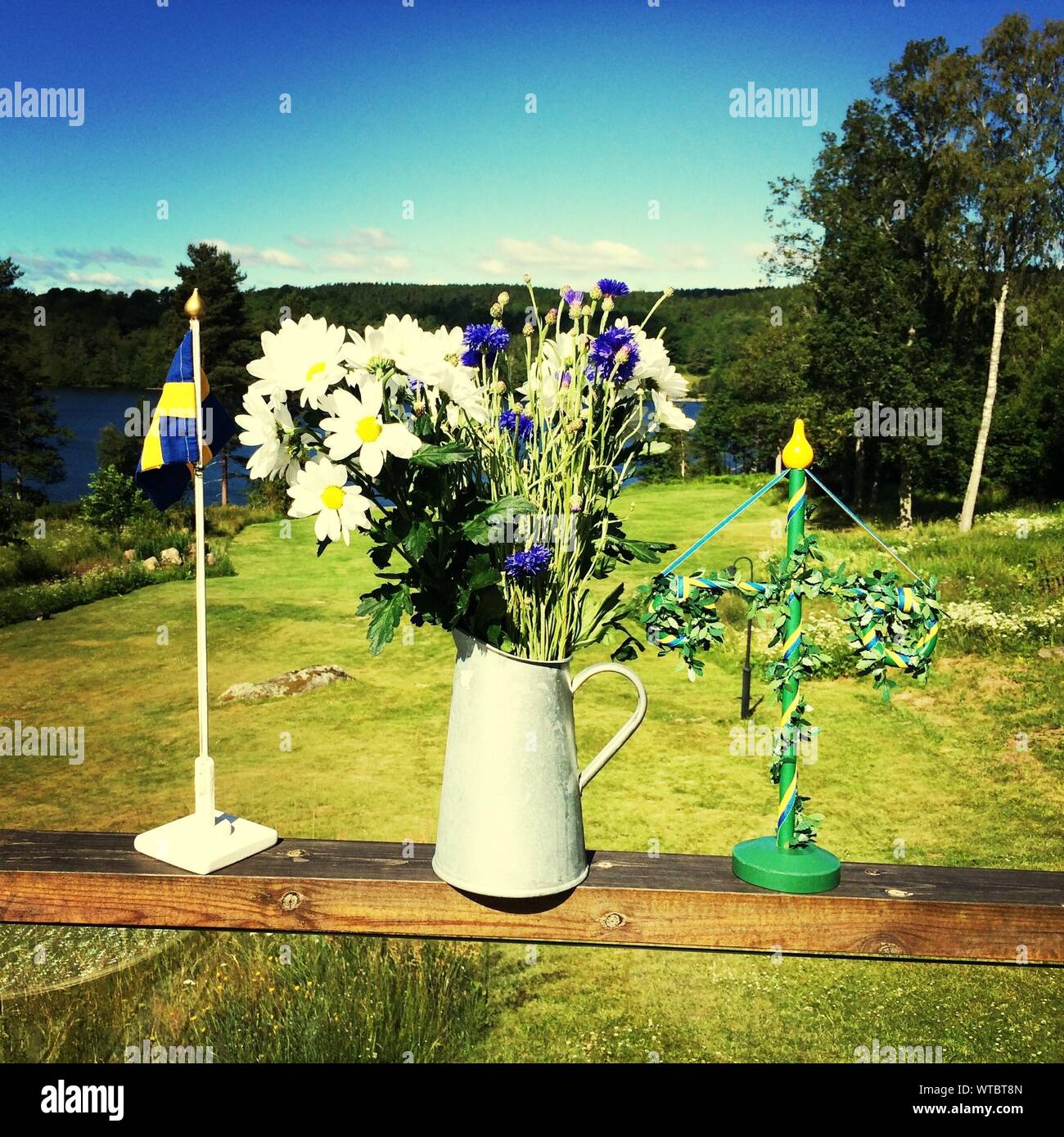 Knack how to get it hi-res stock photography and images - Alamy