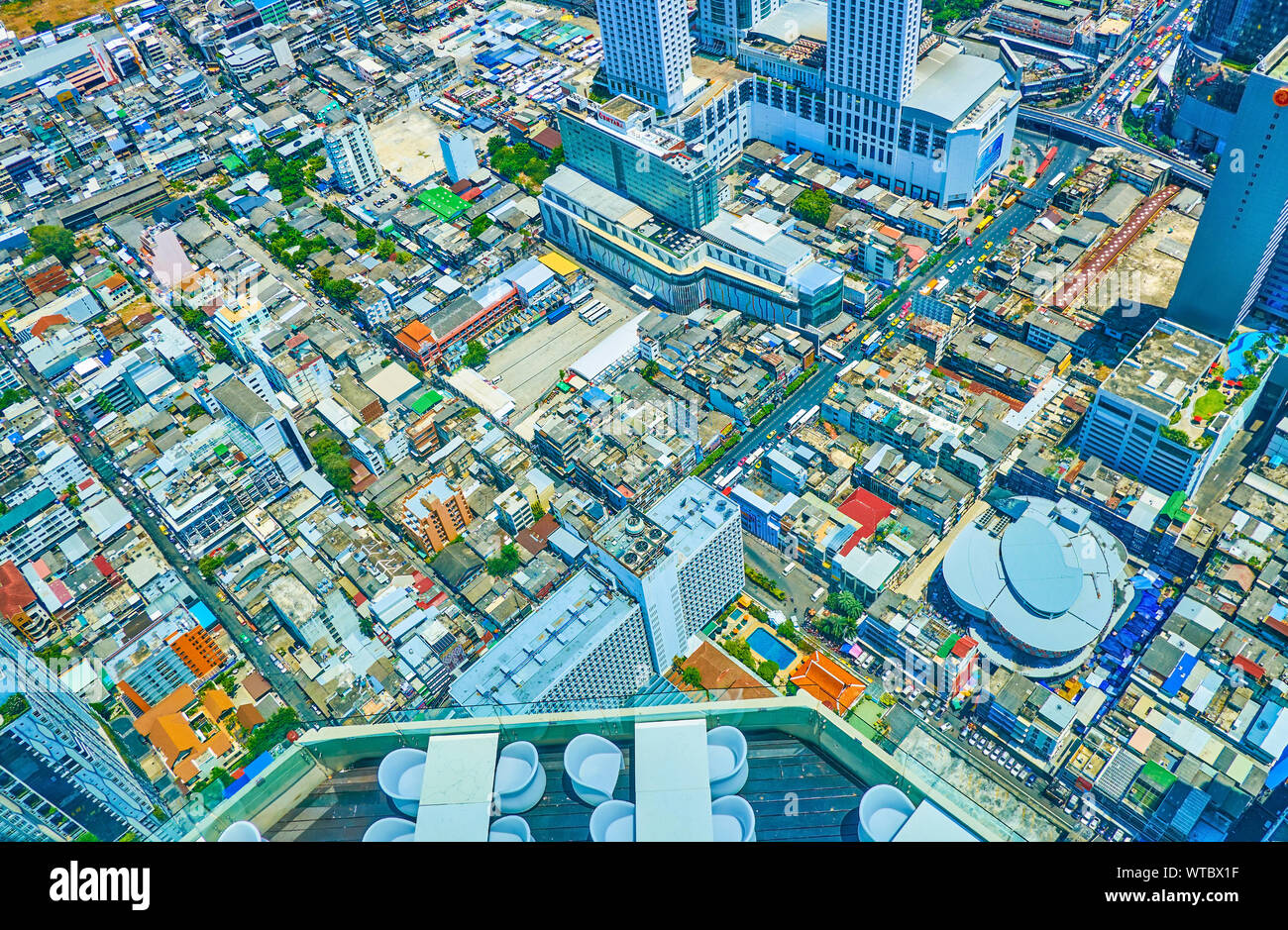 Shopping mall floor top view hi-res stock photography and images - Alamy