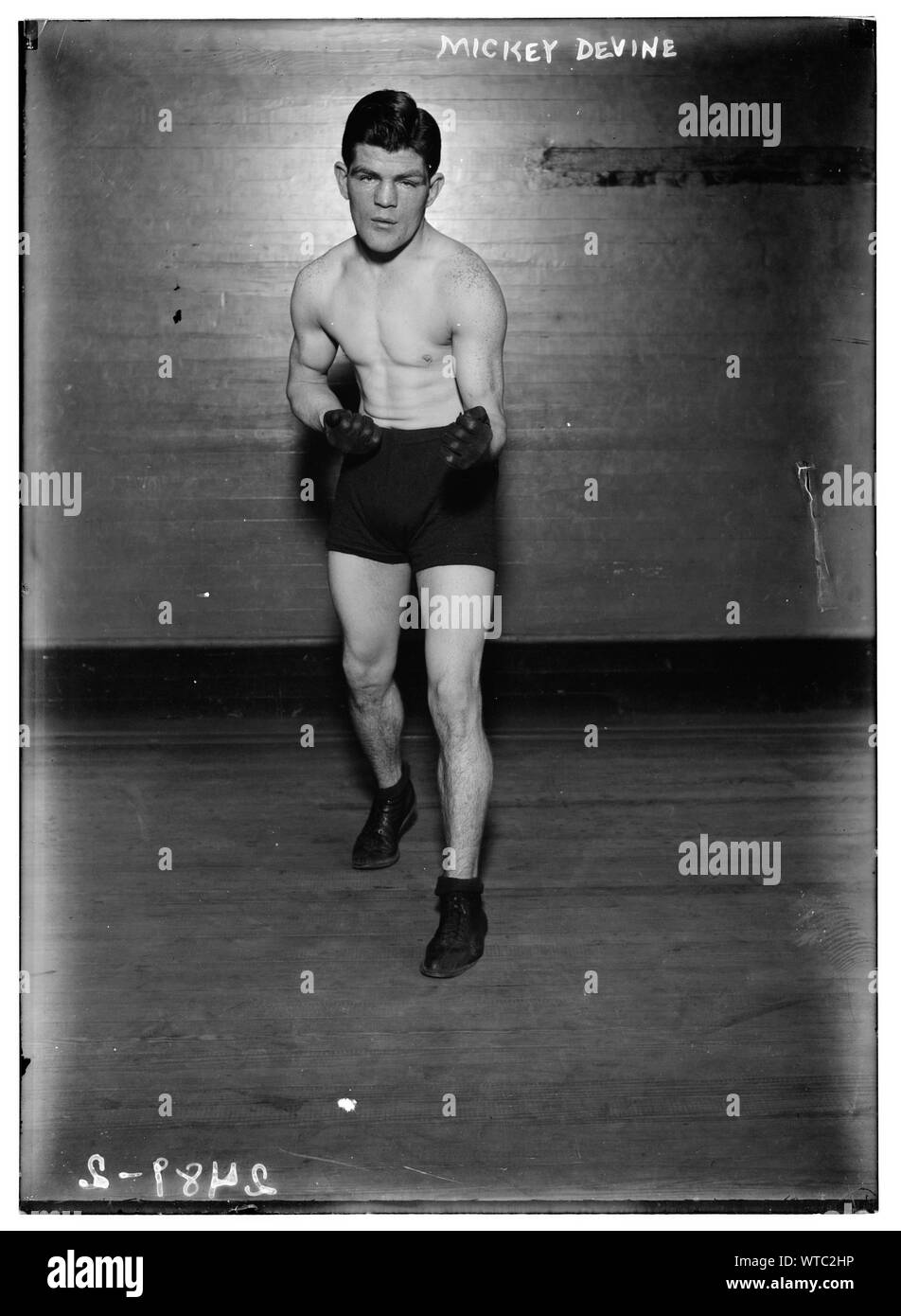 Devine mickey hi-res stock photography and images - Alamy