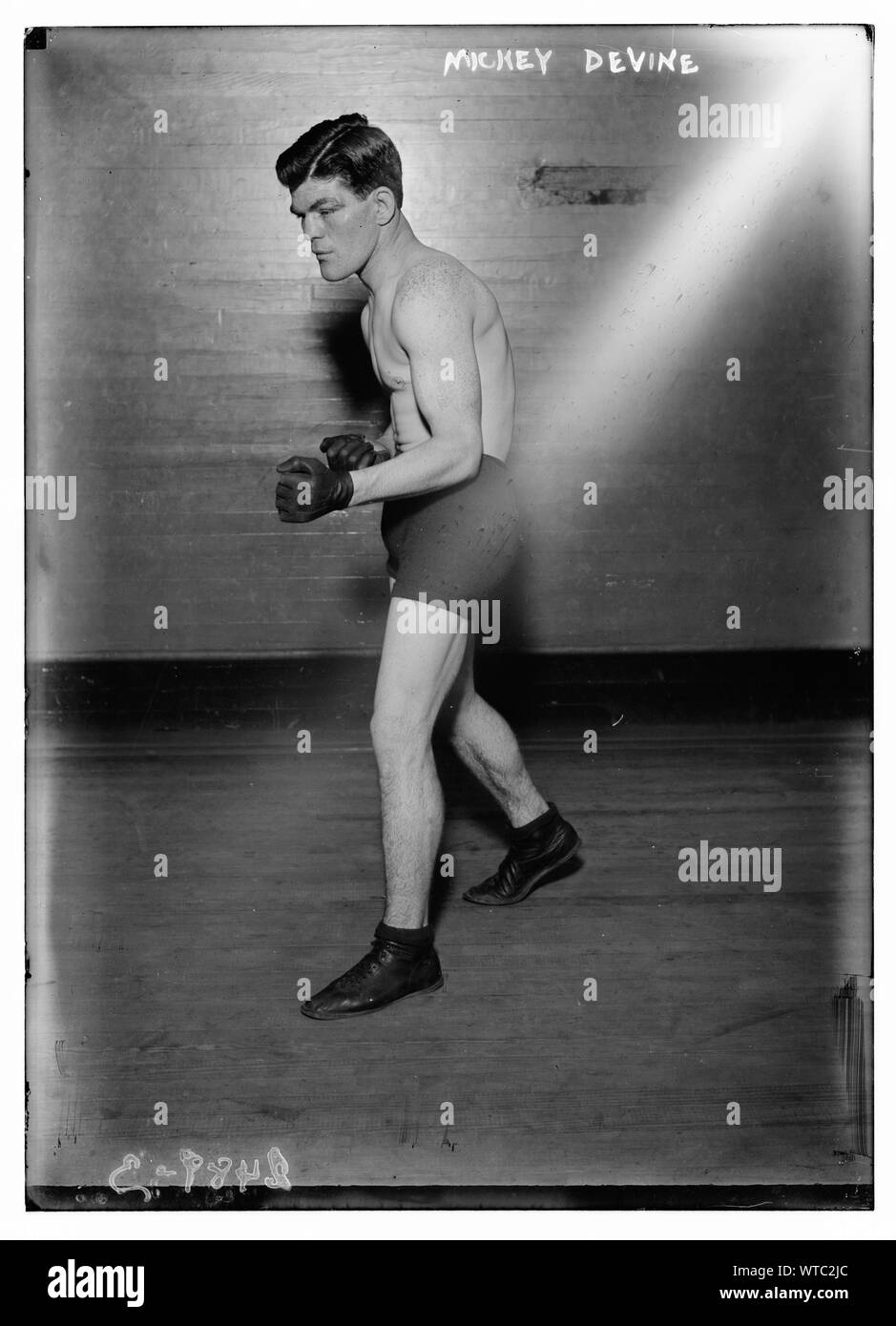 Mickey devine hi-res stock photography and images - Alamy