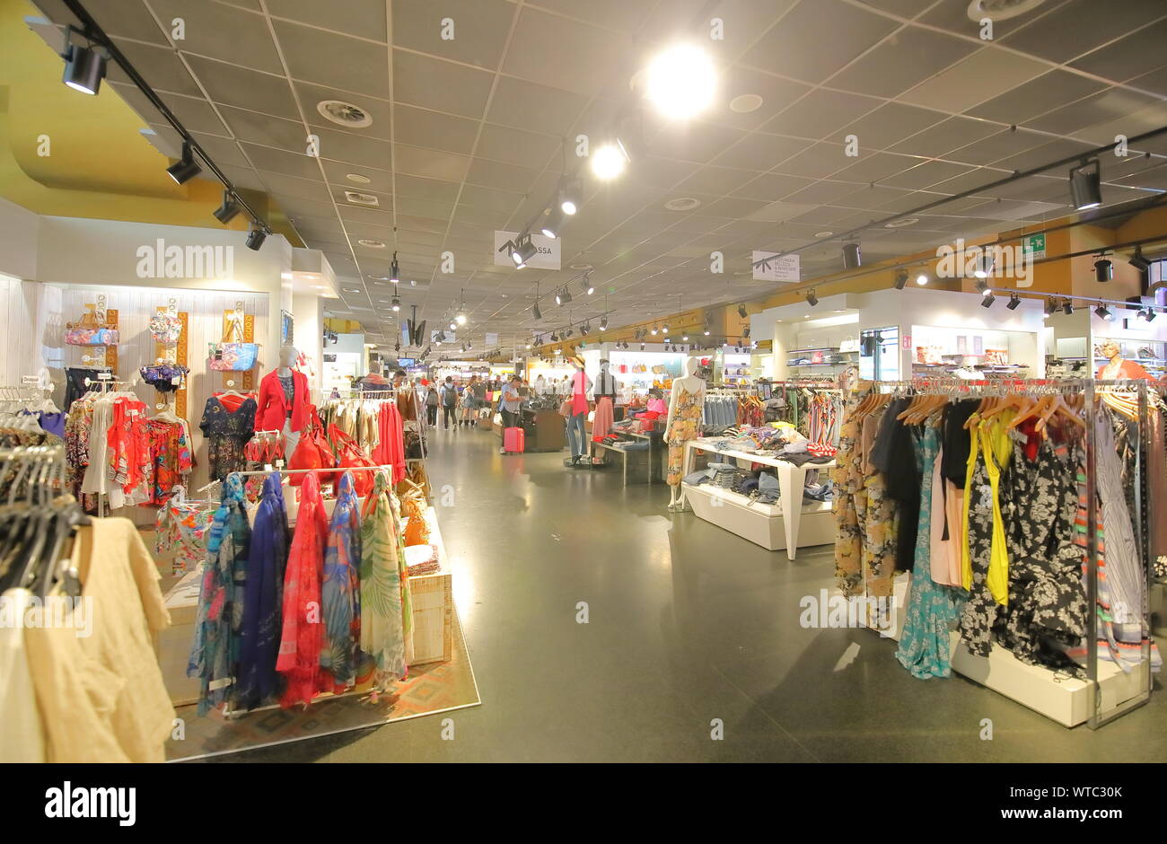 Coin store rome hi-res stock photography and images - Alamy