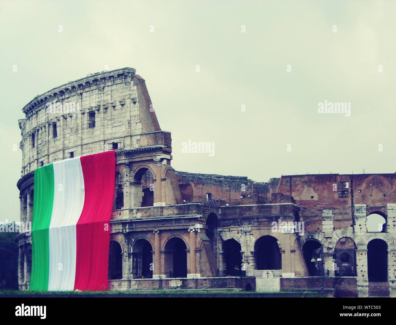 Italian coliseum hi-res stock photography and images - Alamy