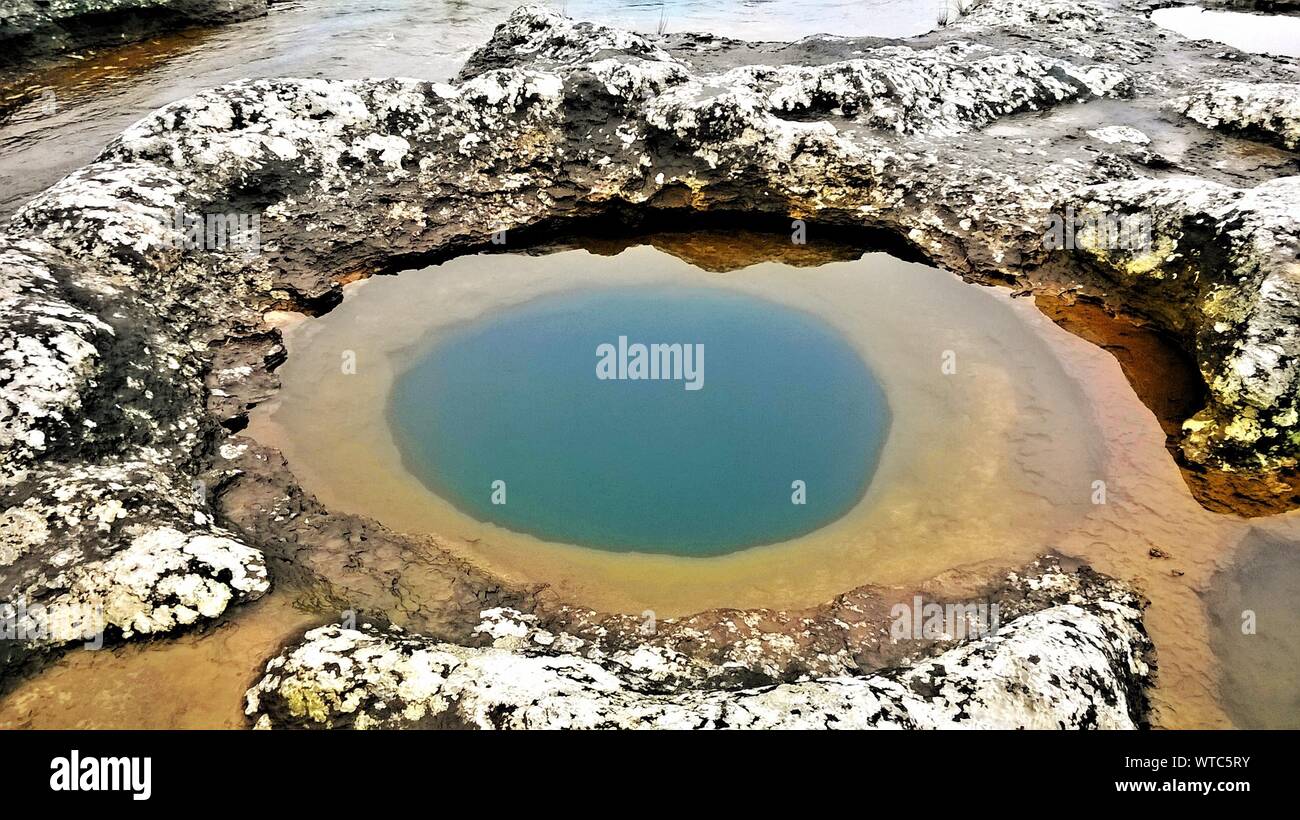 Well view hi-res stock photography and images - Alamy