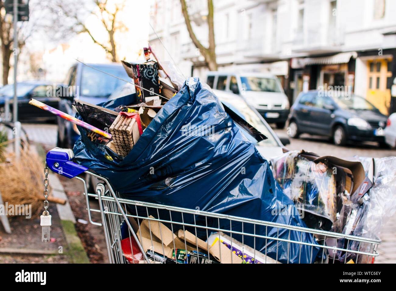 Buying fireworks hi-res stock photography and images - Alamy