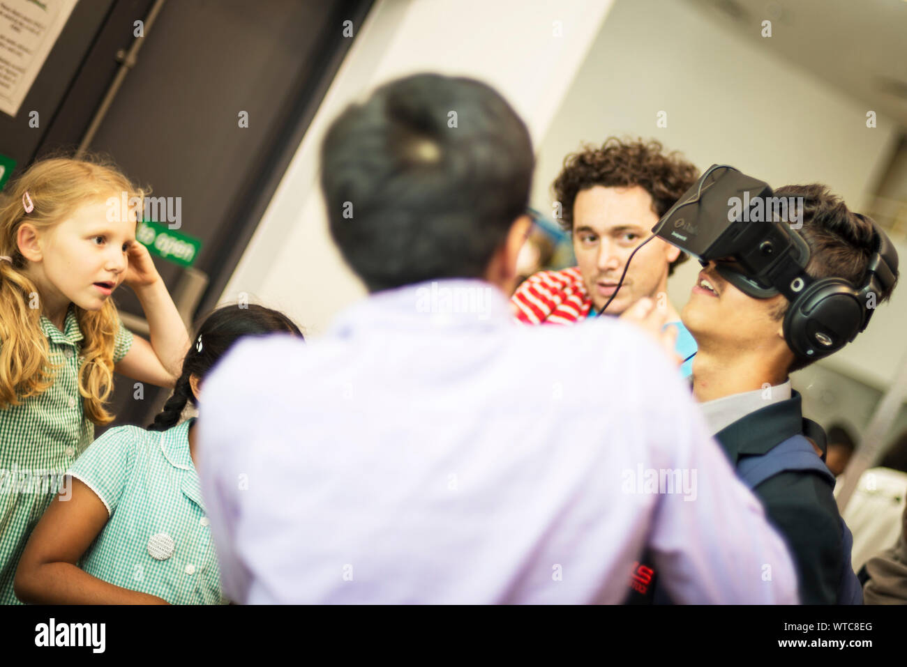 Young school children learning science and technology in STEM programs ...