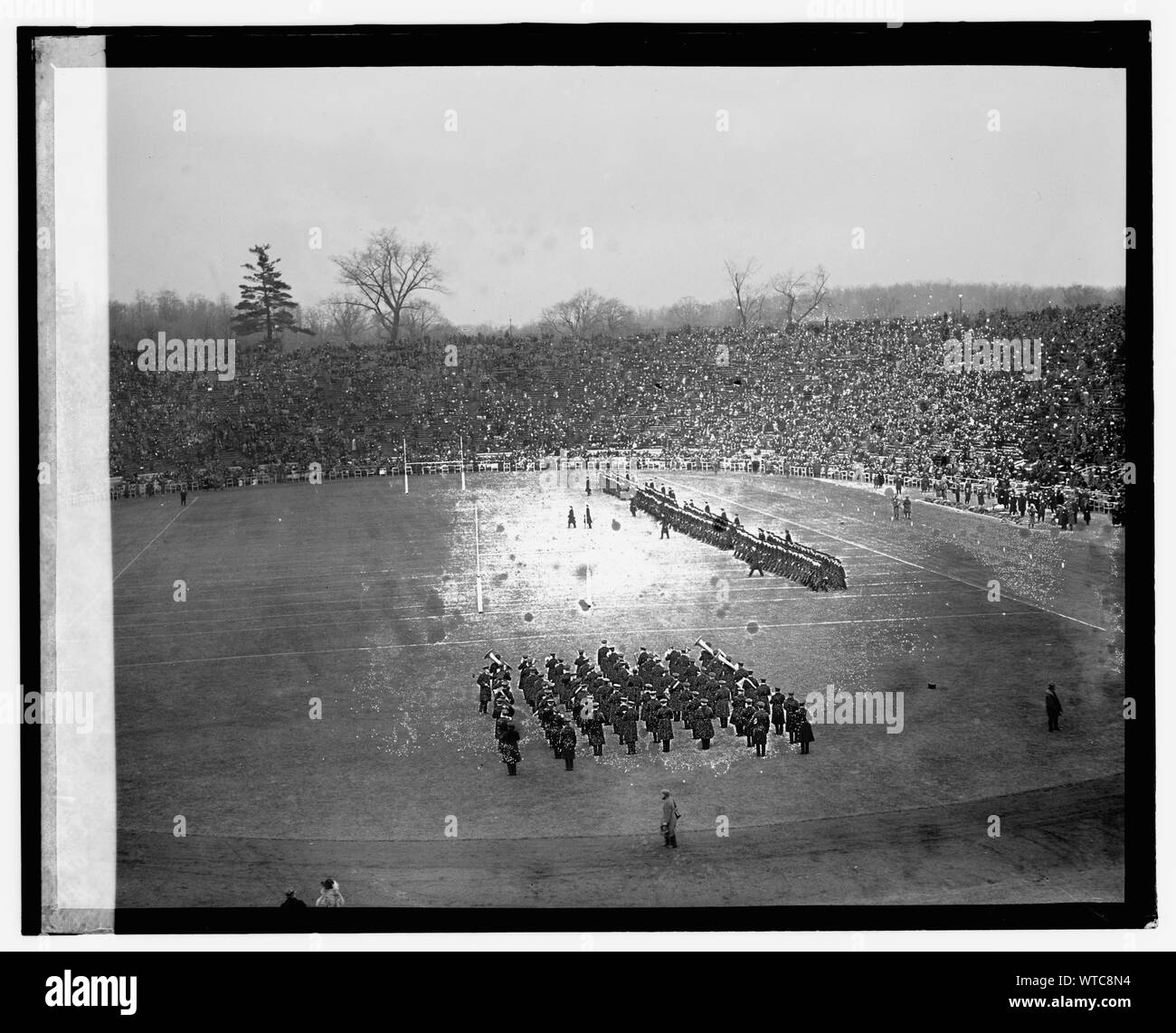 Naval academy midshipmen navy Black and White Stock Photos & Images - Alamy