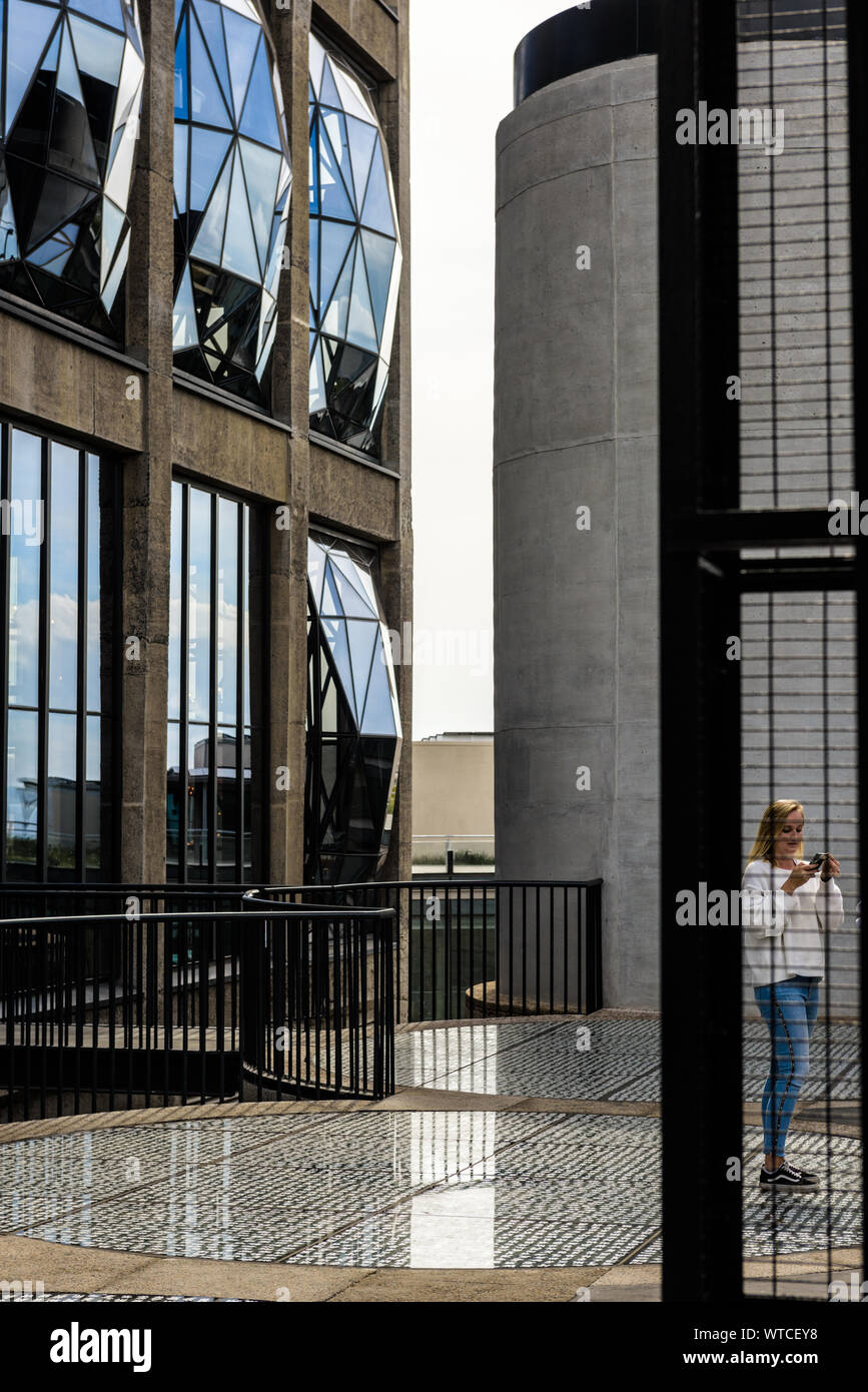 Architect Thomas Heatherwick's Zeitz Museum of Contemporary Art in Cape ...