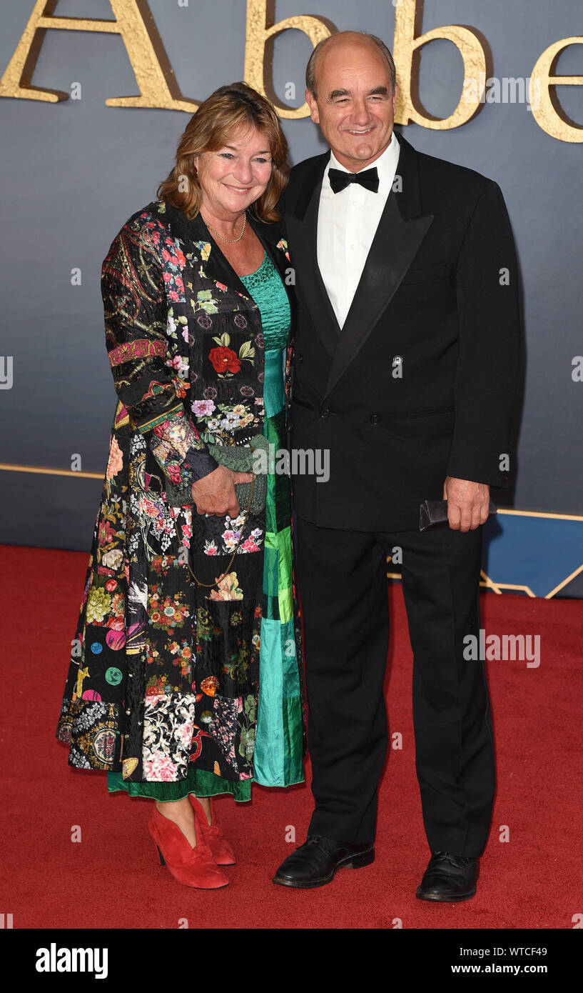 London, UK. Julia Gray, David Haig at the World Premiere of Downton ...