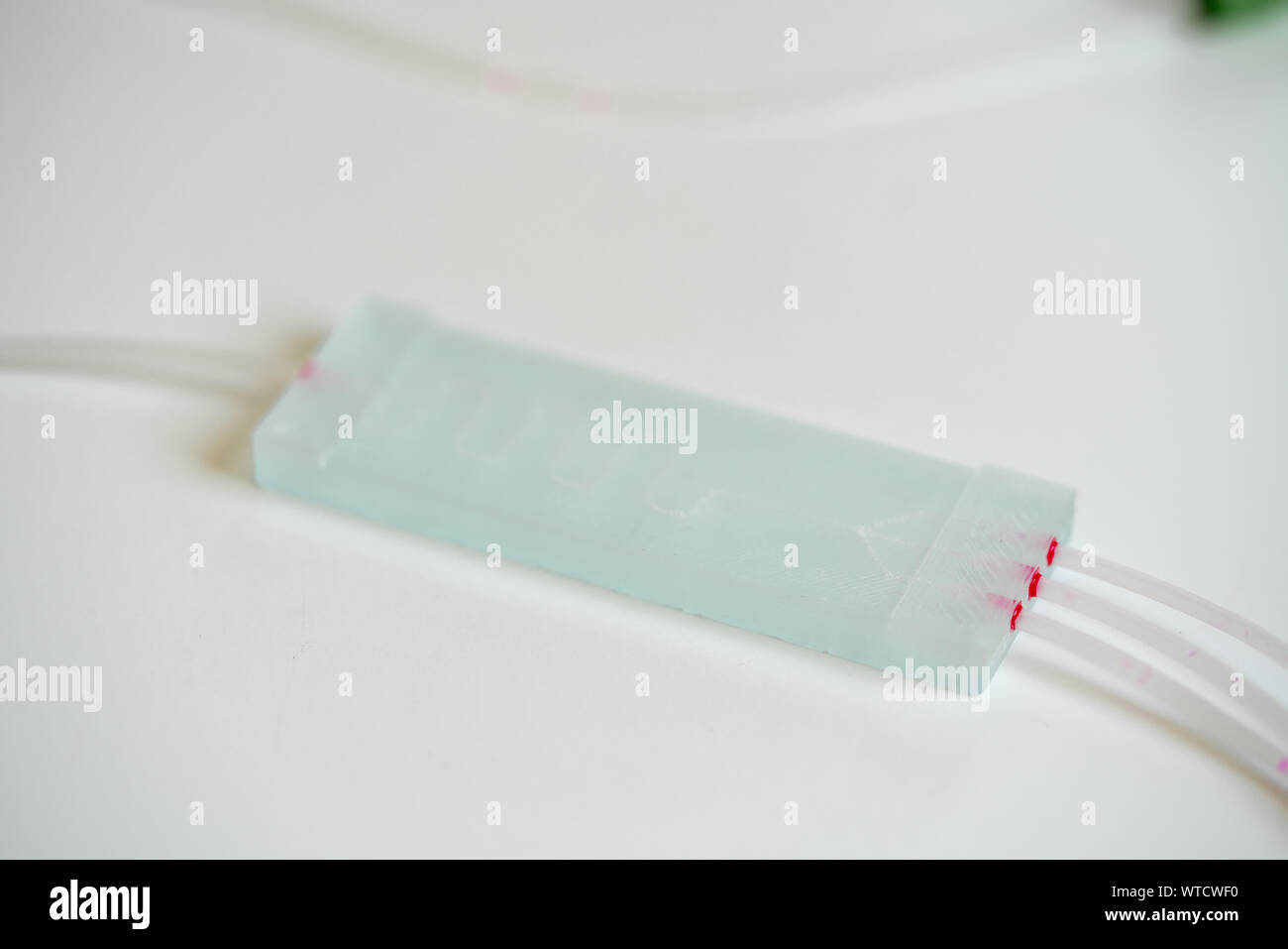 Lab on chip microfluidic device Stock Photo - Alamy