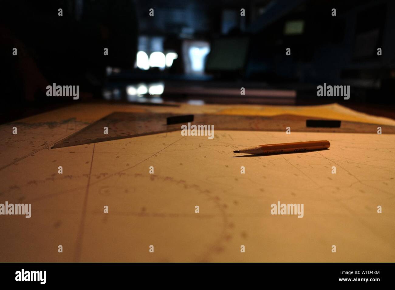 Scale map hi-res stock photography and images - Alamy