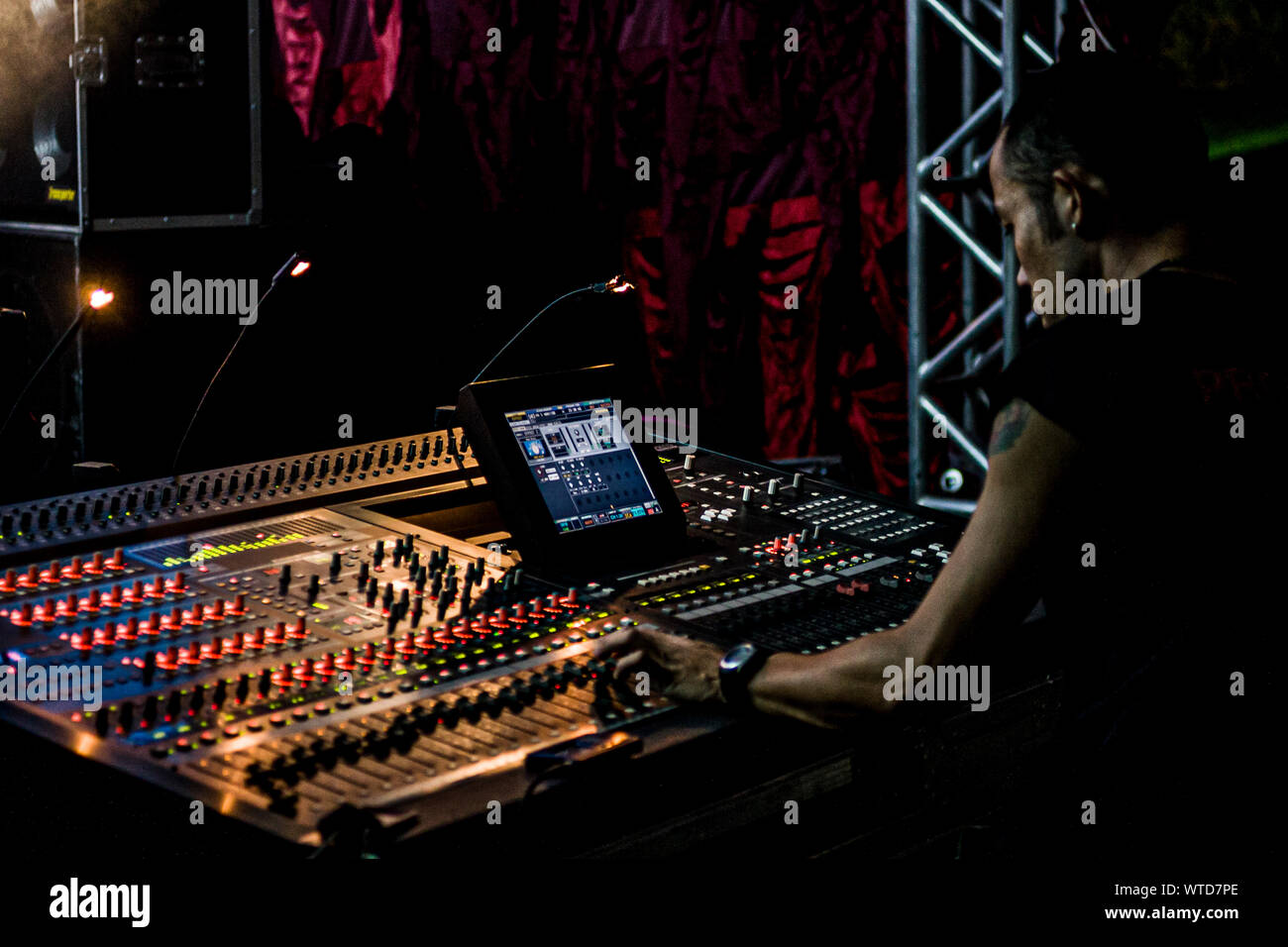 Sound Engineer Concert High Resolution Stock Photography and Images - Alamy