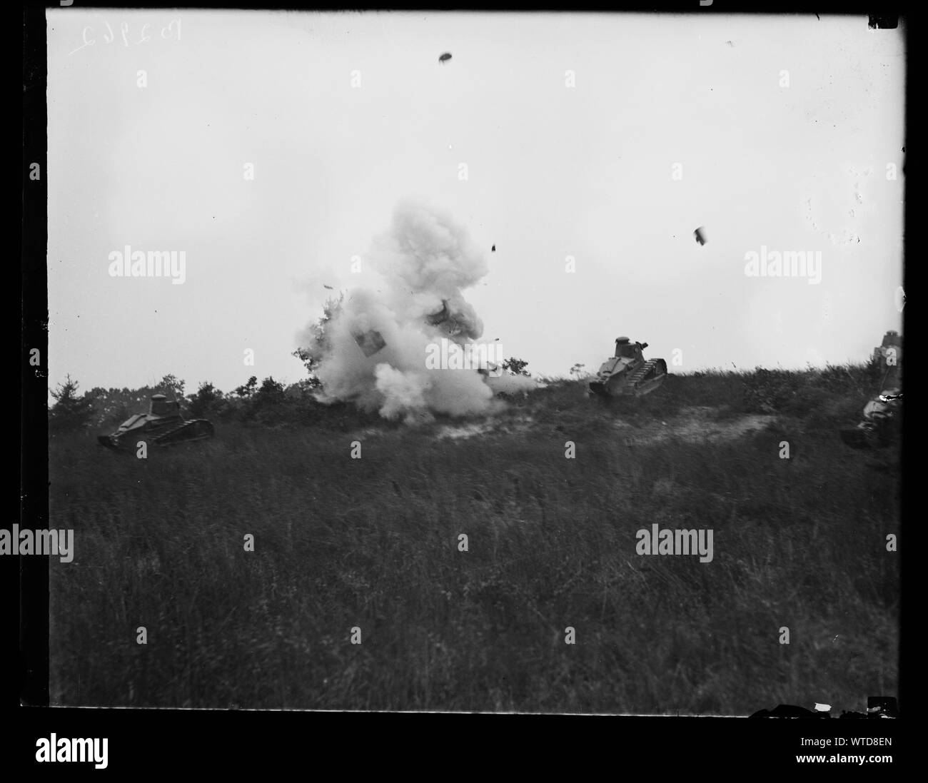 Military tanks hi-res stock photography and images - Alamy