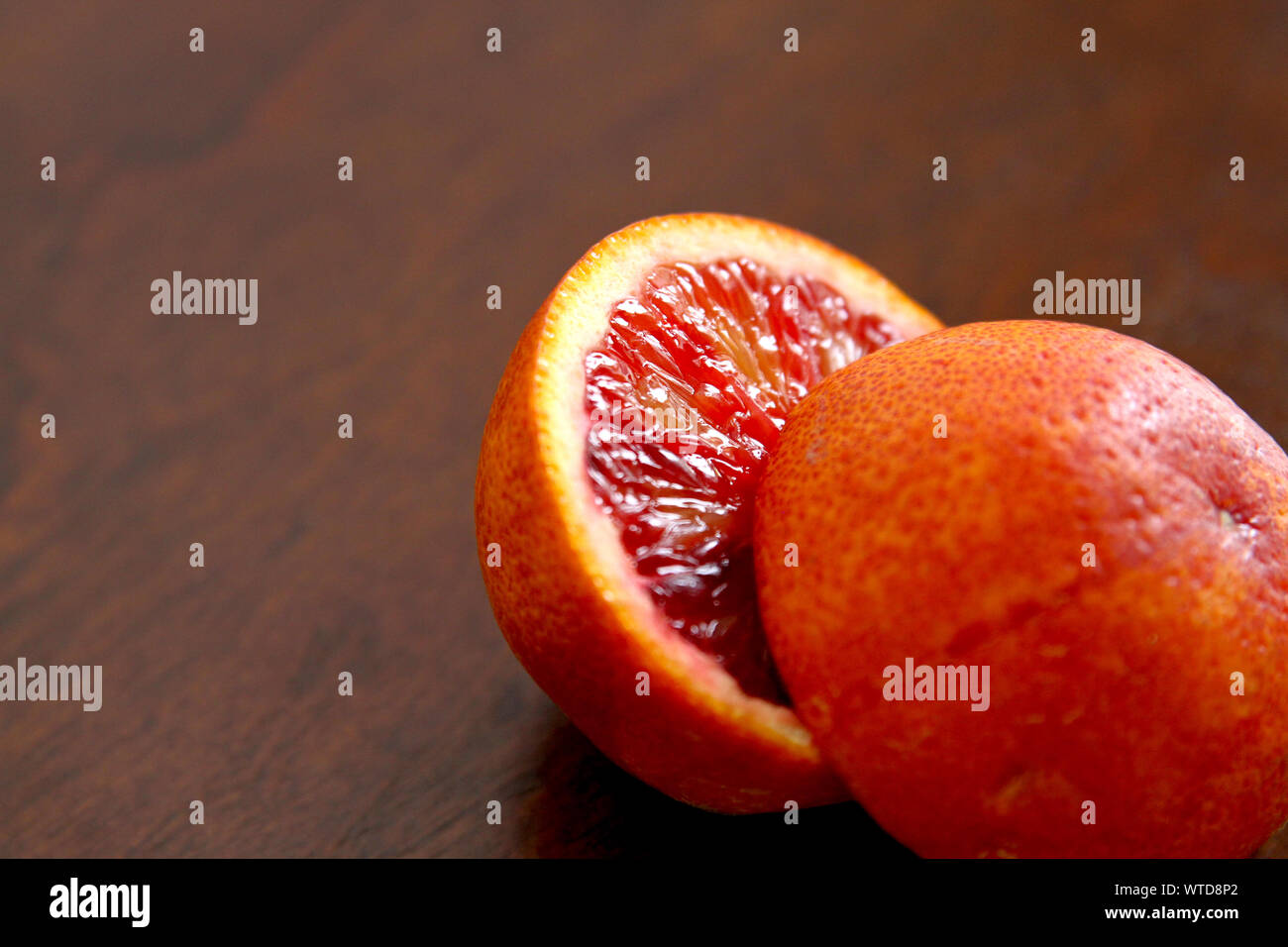 Blood orange wedge hi-res stock photography and images - Alamy