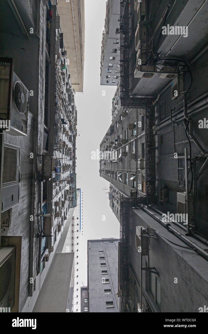 Tall Buildings in Alley Hong Kong Looking Up Stock Photo - Alamy