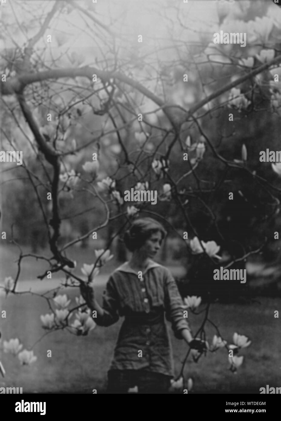 Edna st millay hi-res stock photography and images - Alamy