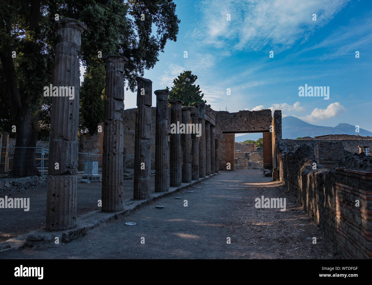 History of pompeii hi-res stock photography and images - Alamy