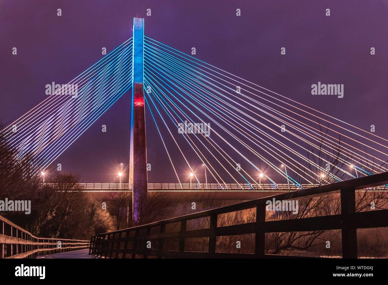 Boyne bridge hi-res stock photography and images - Alamy