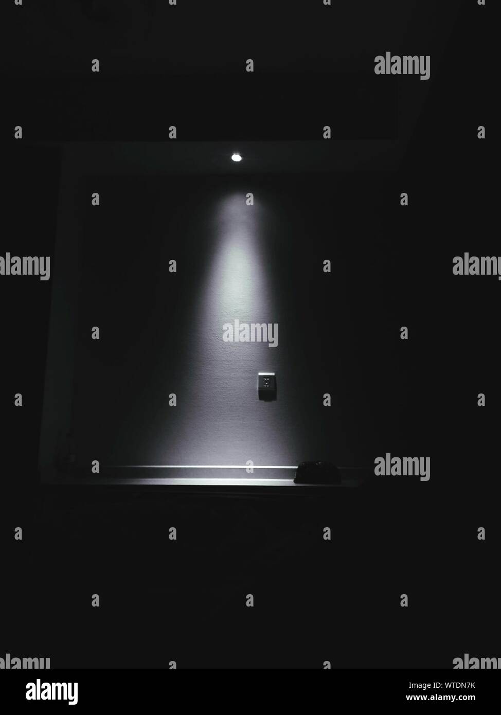 Stage light equipment hi-res stock photography and images - Alamy