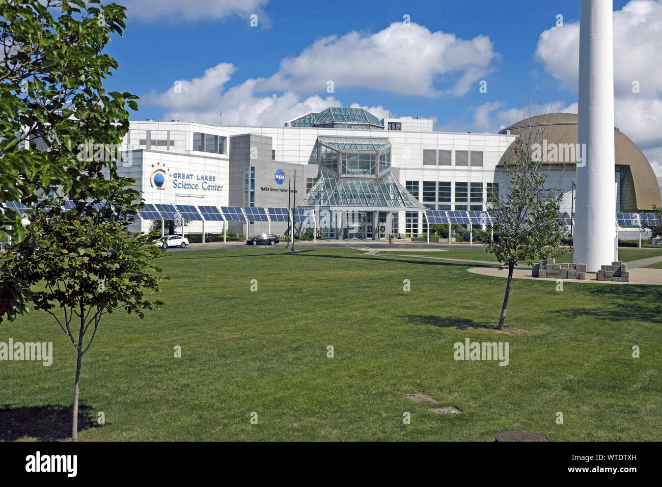 Cleveland ohio visitors center hi-res stock photography and images - Alamy