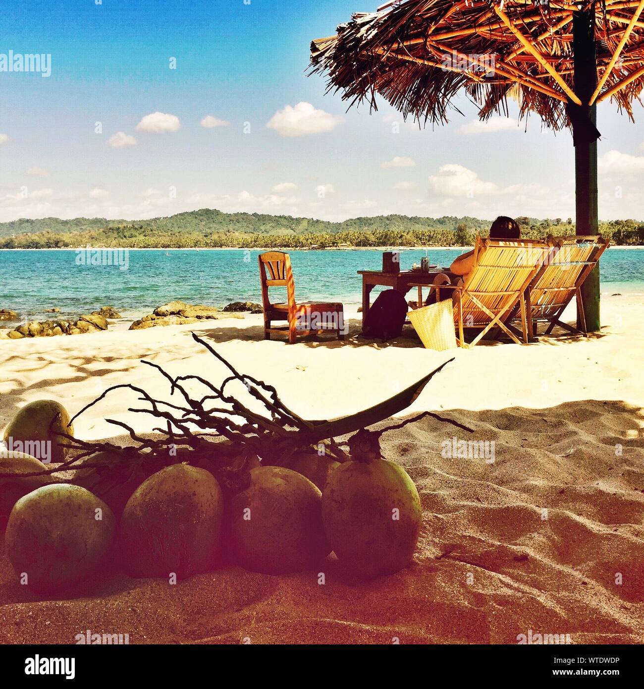 Coconuts on beach hi-res stock photography and images - Alamy
