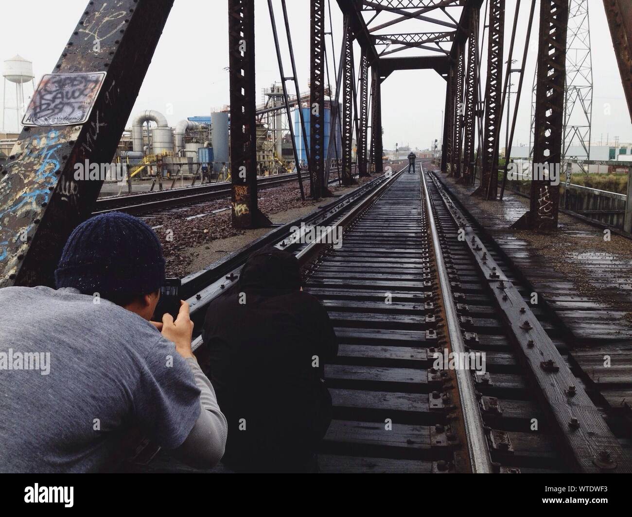 Photographing graffiti hi-res stock photography and images - Alamy