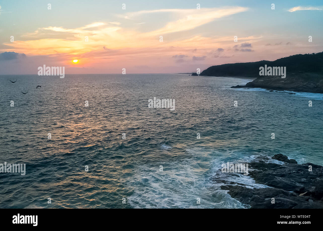 sunset from punta cometa beach in oaxaca mexico Stock Photo - Alamy