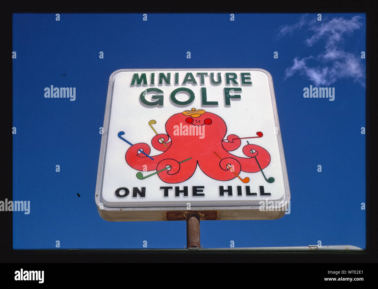 Mini golf signage hi-res stock photography and images - Alamy