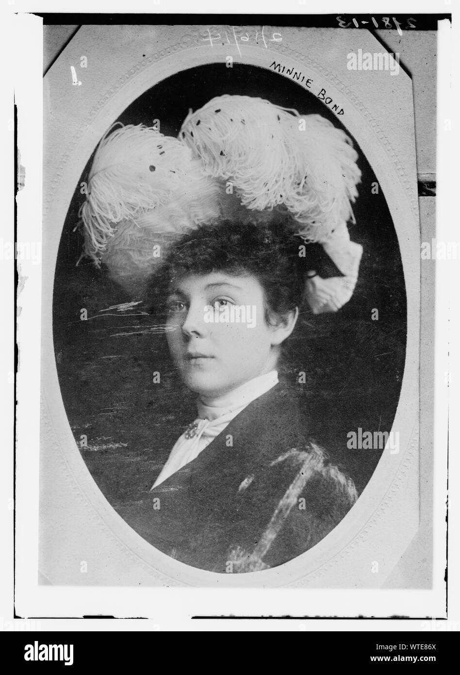 Minnie bond hi-res stock photography and images - Alamy