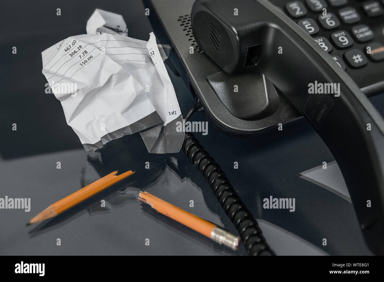 Broken pen hi-res stock photography and images - Alamy