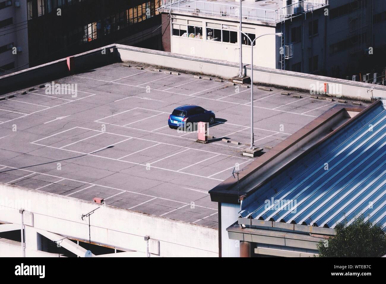 View of car parking building hi-res stock photography and images - Alamy