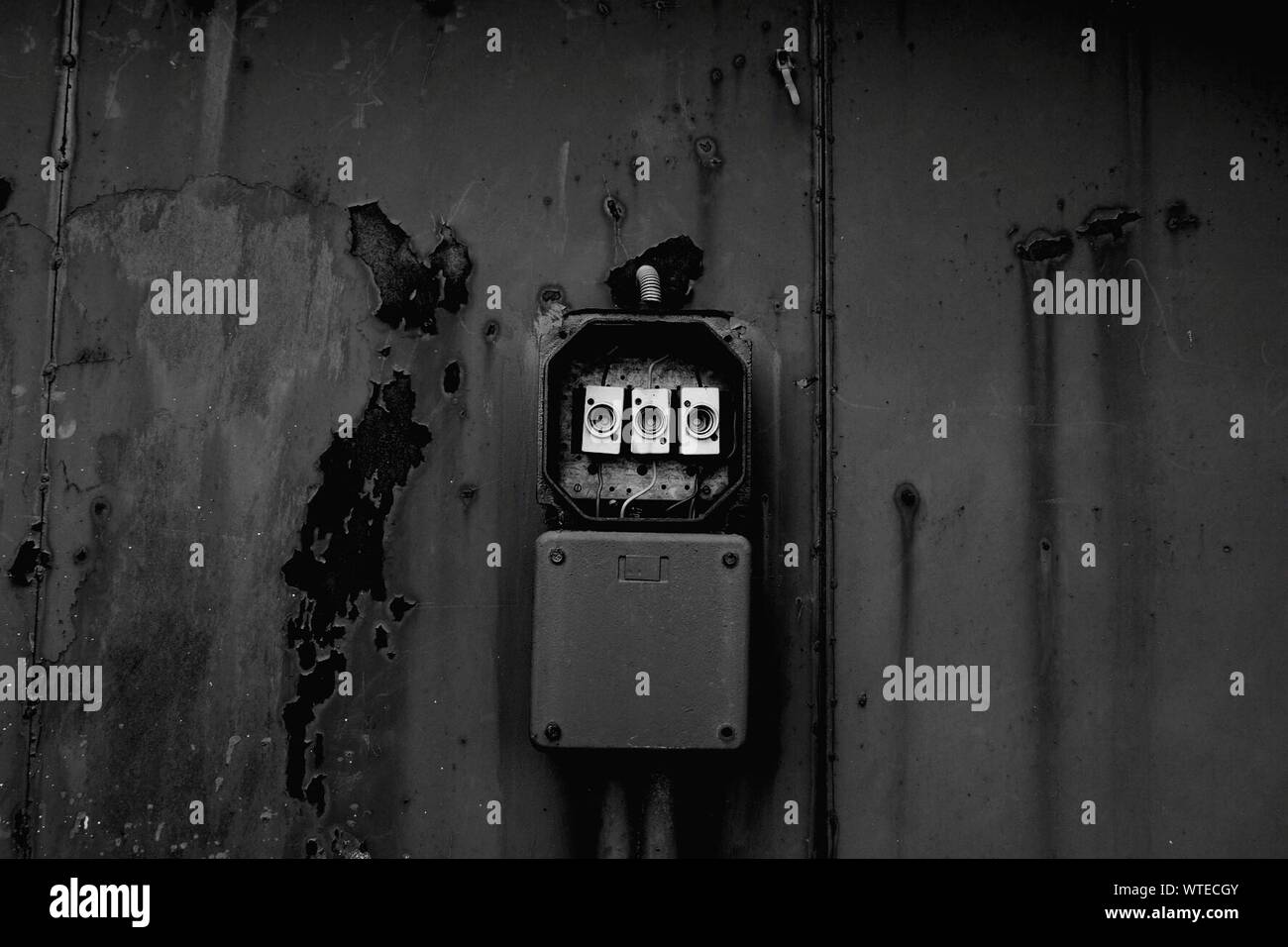 Old fuse box detail hi-res stock photography and images - Alamy