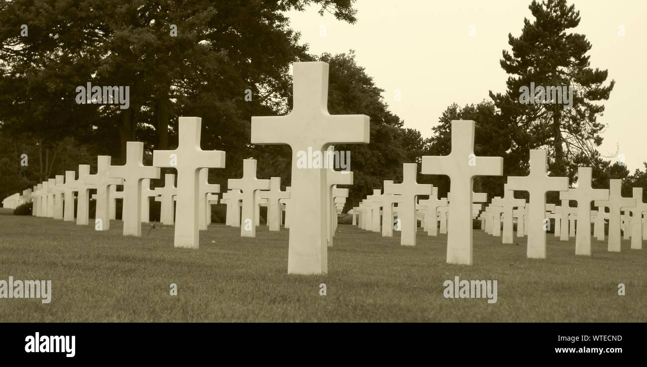 Normandy american cemetery and memorial hi-res stock photography and ...