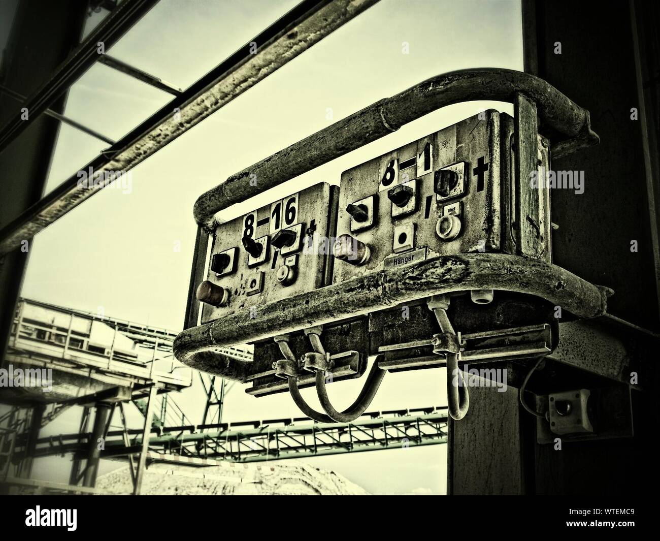 Factory control panel machinery hi-res stock photography and images - Alamy