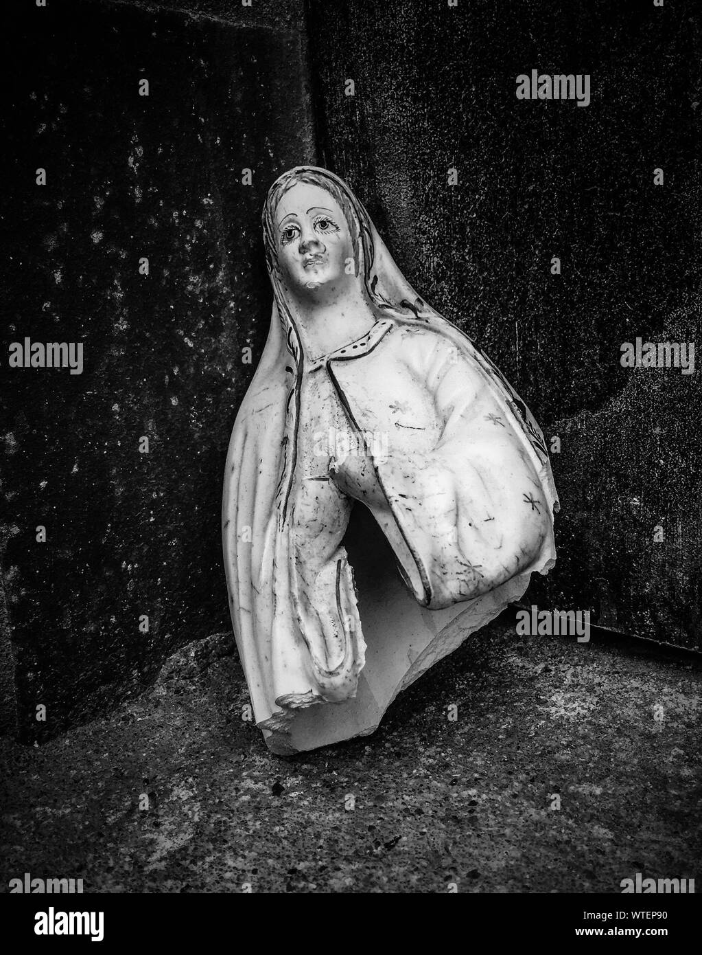 Mary wall hi-res stock photography and images - Alamy