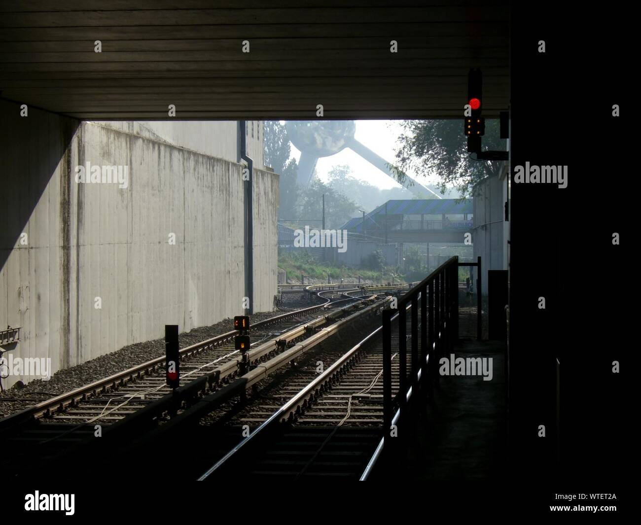 Under railroad hi-res stock photography and images - Alamy