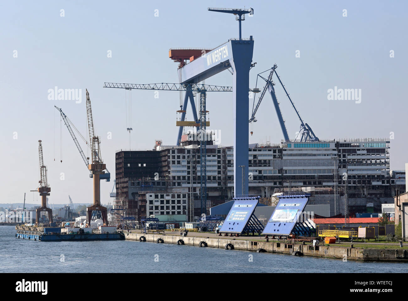 Rostock, Germany. 11th Sep, 2019. In the dock of the Warnemünde ...