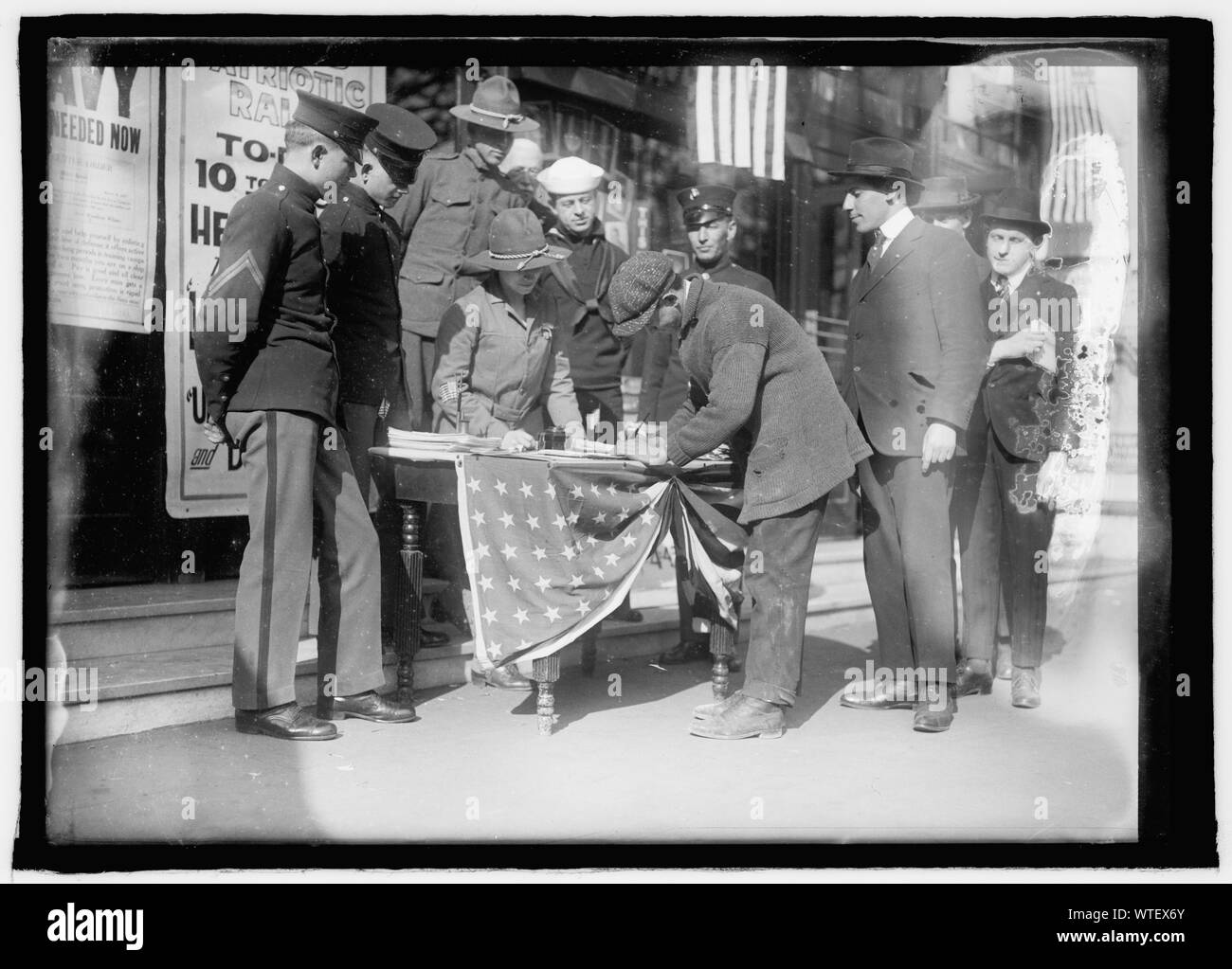 Miss Dora Rodrigues recruiting, [World War I] Stock Photo - Alamy