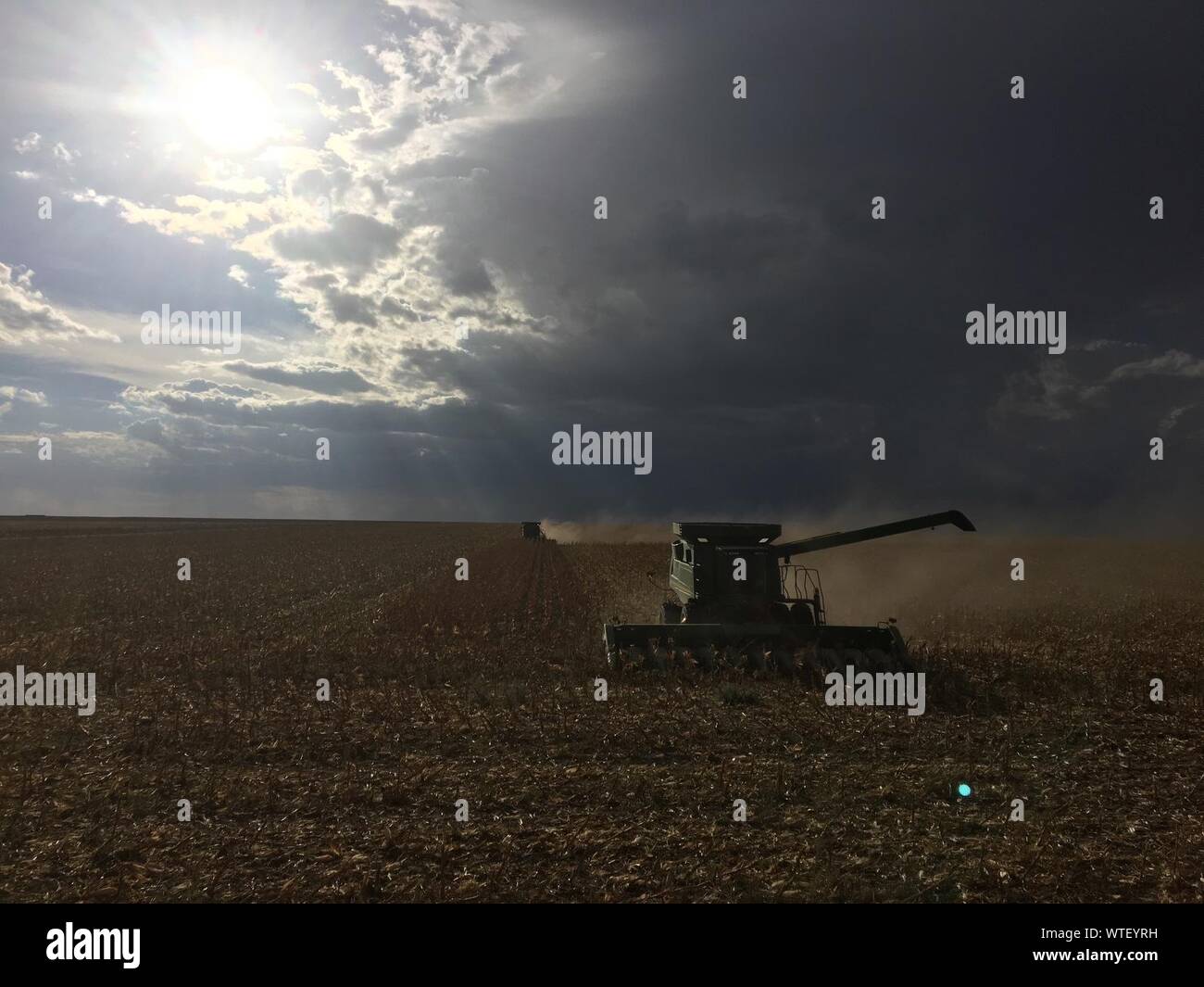 Combine Harvesting High Resolution Stock Photography and Images - Alamy