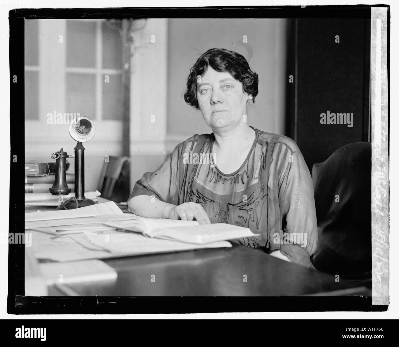 Pearl h Black and White Stock Photos & Images - Alamy