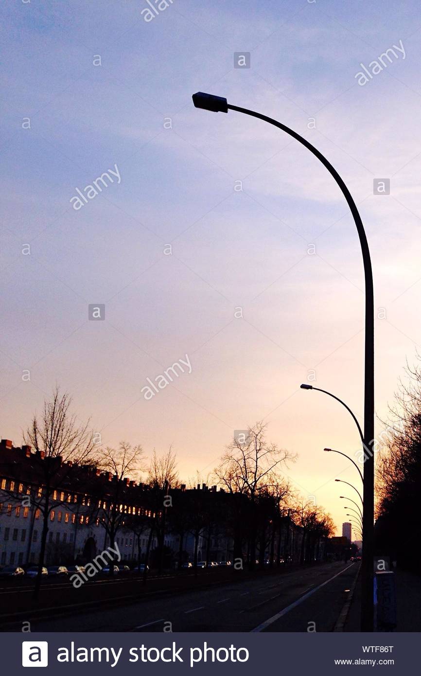 Row Of Street Lights High Resolution Stock Photography and Images - Alamy