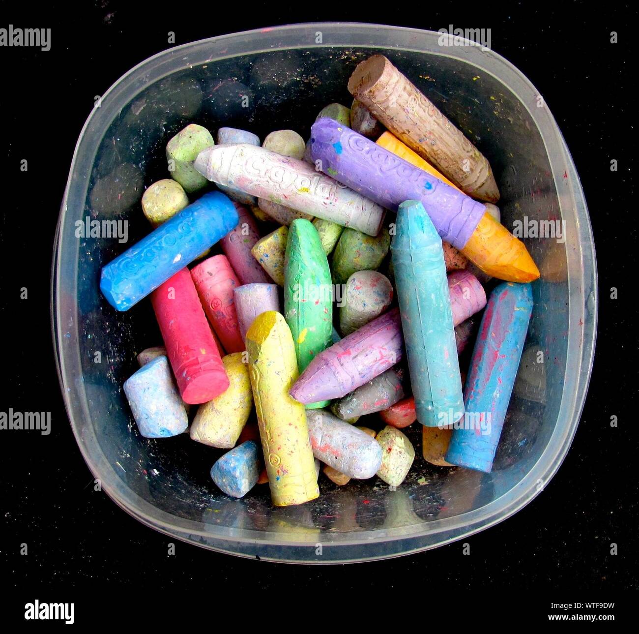 Crayon container hi-res stock photography and images - Alamy