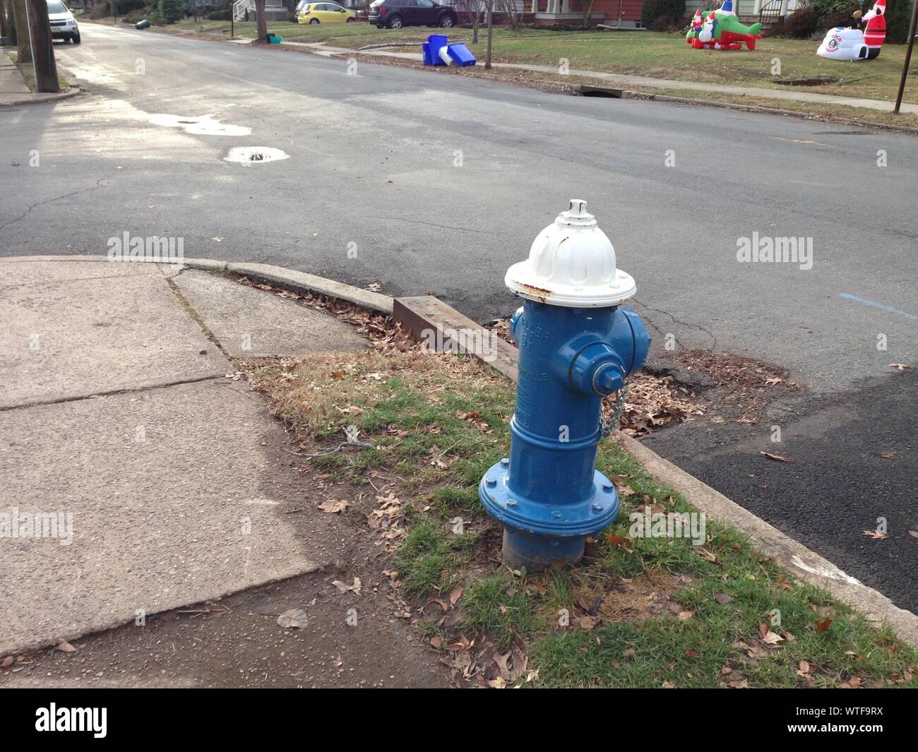 Empty fire hi-res stock photography and images - Alamy